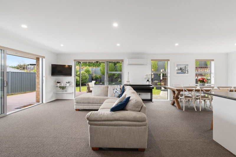 Property Valuation for 35 Irwin Logan Drive, Mosgiel, Mosgiel | Trade ...