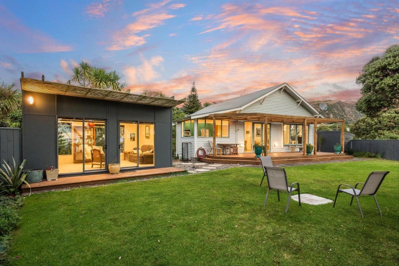 Property Valuation for 137 Wellington Road, Paekakariki | Trade Me Property