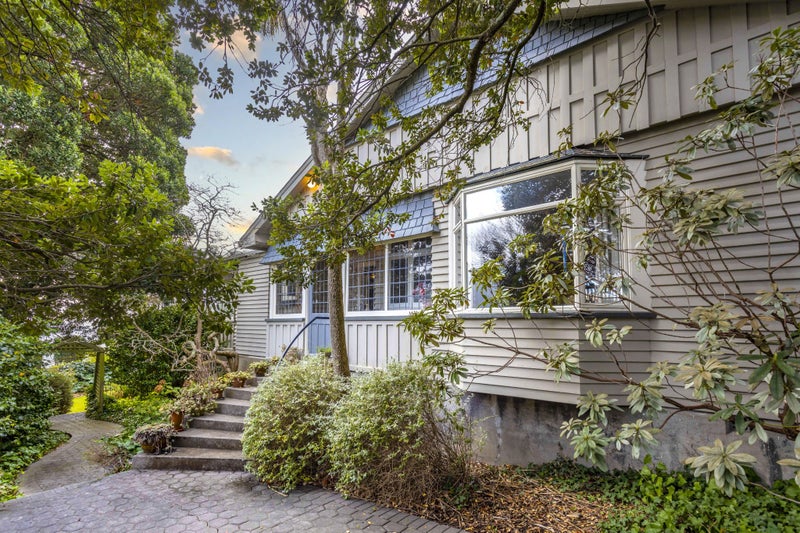 Property Valuation for 119 Hackthorne Road, Cashmere, Christchurch City ...