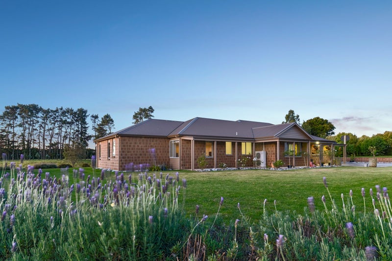 Property Valuation for 32 Arthur Road, Paraite, New Plymouth | Trade Me ...