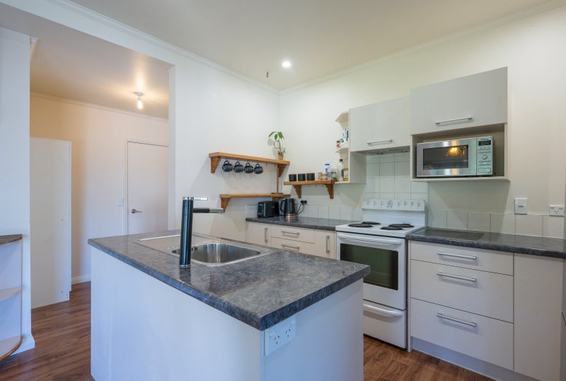 Property Valuation for 88 Lord Rutherford Road North, Brightwater ...