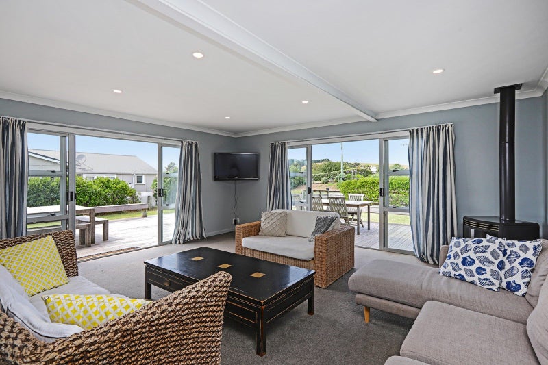 Property Valuation for 8 HARPER RD, Waimarama | Trade Me Property