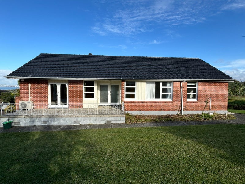 Property Valuation for 82 Raleigh Road, Northcote, Auckland | Trade Me ...