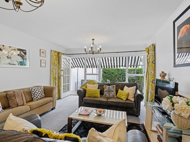 Property Valuation for 2/98 Office Road, Merivale, Christchurch City ...