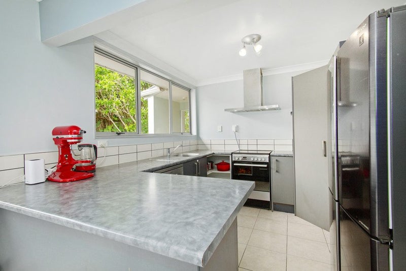 Property Valuation for 22 Castle Crescent, Stokes Valley, Lower Hutt ...
