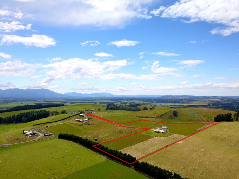 Property Valuation for 46 Horns Road, Starvation Hill | Trade Me ...