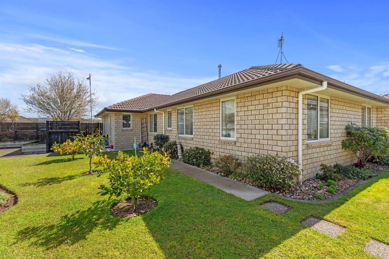 Property Valuation for 91 Lakes Boulevard, Pyes Pa, Tauranga | Trade Me ...