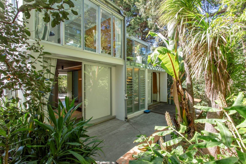 Property Valuation for 2/25 Wernham Place, Northcote, Auckland | Trade Me Property