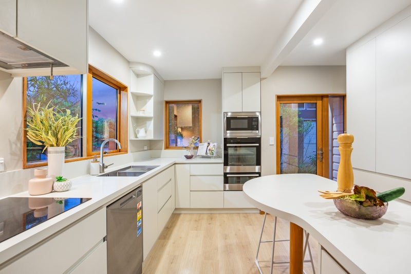 Property Valuation for 67 Eskdale Road, Papakowhai, Porirua, Wellington ...