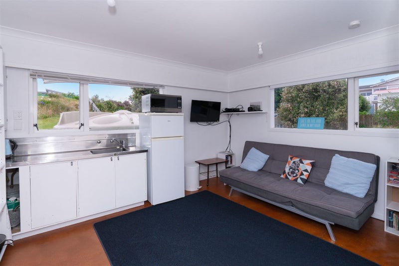 Property Valuation for 82 Kahukura Avenue, Waitārere Beach, Levin ...