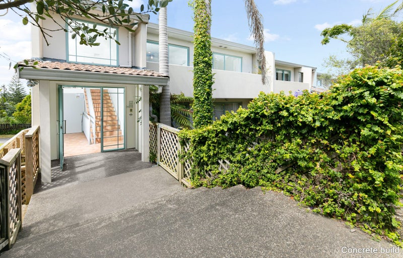 Property Valuation for 2D/221 Sunset Road, Sunnynook, Auckland | Trade ...
