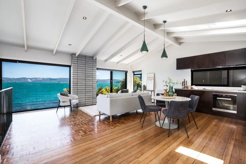 Property Valuation for 725 Marine Drive, Days Bay, Eastbourne, Lower ...