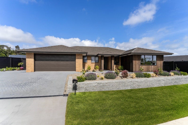 Property Valuation for 161 Karuhiruhi Street, Waikanae | Trade Me Property