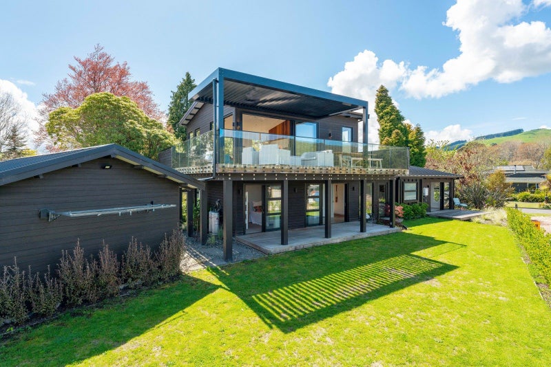 Property Valuation for 2 Nisbet Terrace, Kinloch, Taupō | Trade Me Property