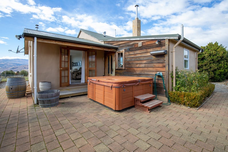 Property Valuation for 180 Hall Road, Bannockburn, Cromwell | Trade Me ...