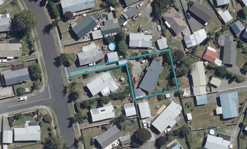 Property Valuation for 18 Rhonda Avenue, Deanwell, Hamilton | Trade Me ...