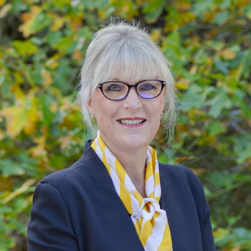 Donna Macpherson | Real Estate Agent | Trade Me Property